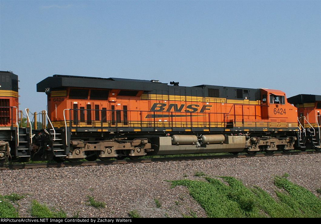 BNSF 6424